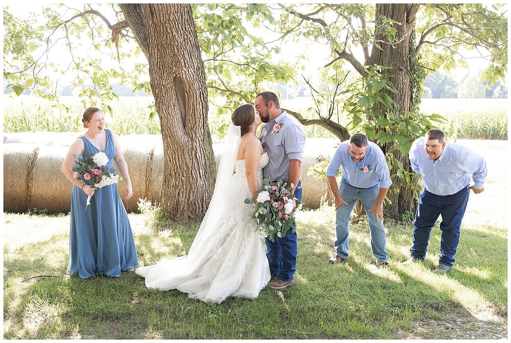 Katie & Andy | A wedding at The Barn at Sioux Monti in Idaville ...